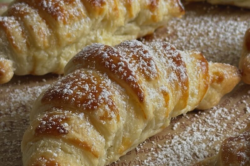 Mini Chocolate Croissants - Izzy's Kitchen