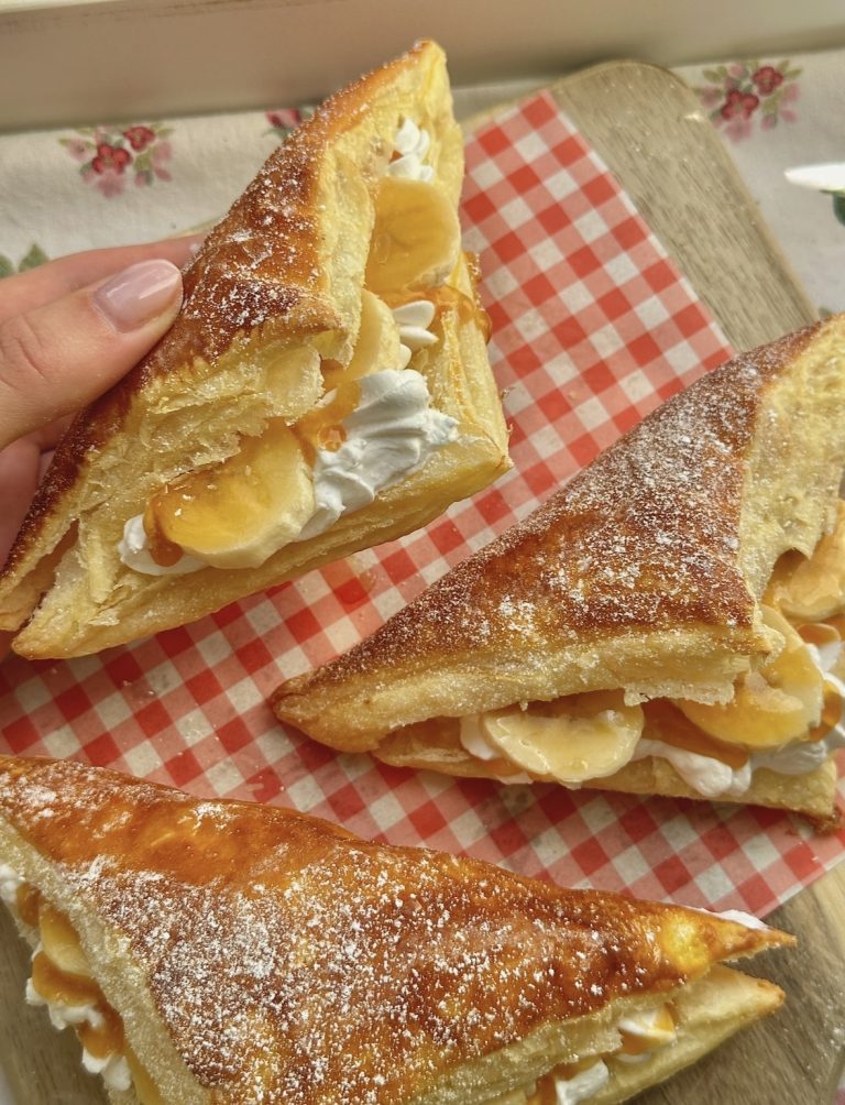 Easy Raspberry Puff Pastry - Izzy's Kitchen